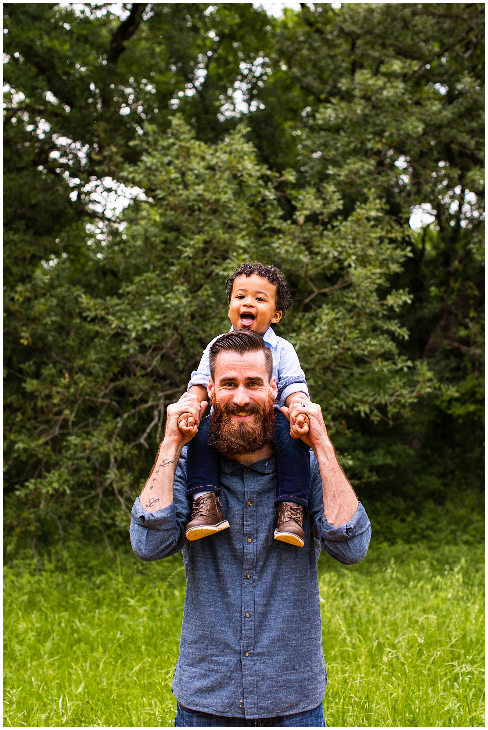 Shawnie + Andrew | Elmer W. Oliver Nature Park Family Session ...