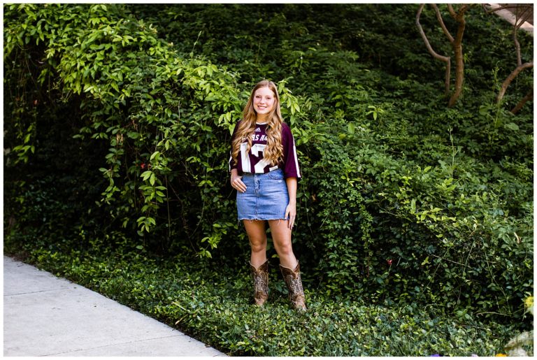 Morgan | Prather Park Senior Session | madelinecphotography.com