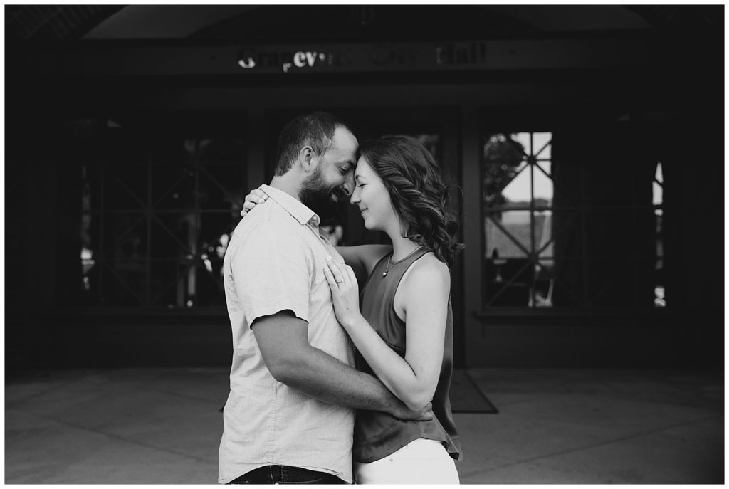 Emily & Austin | Murrell Park Summer Engagement Session ...