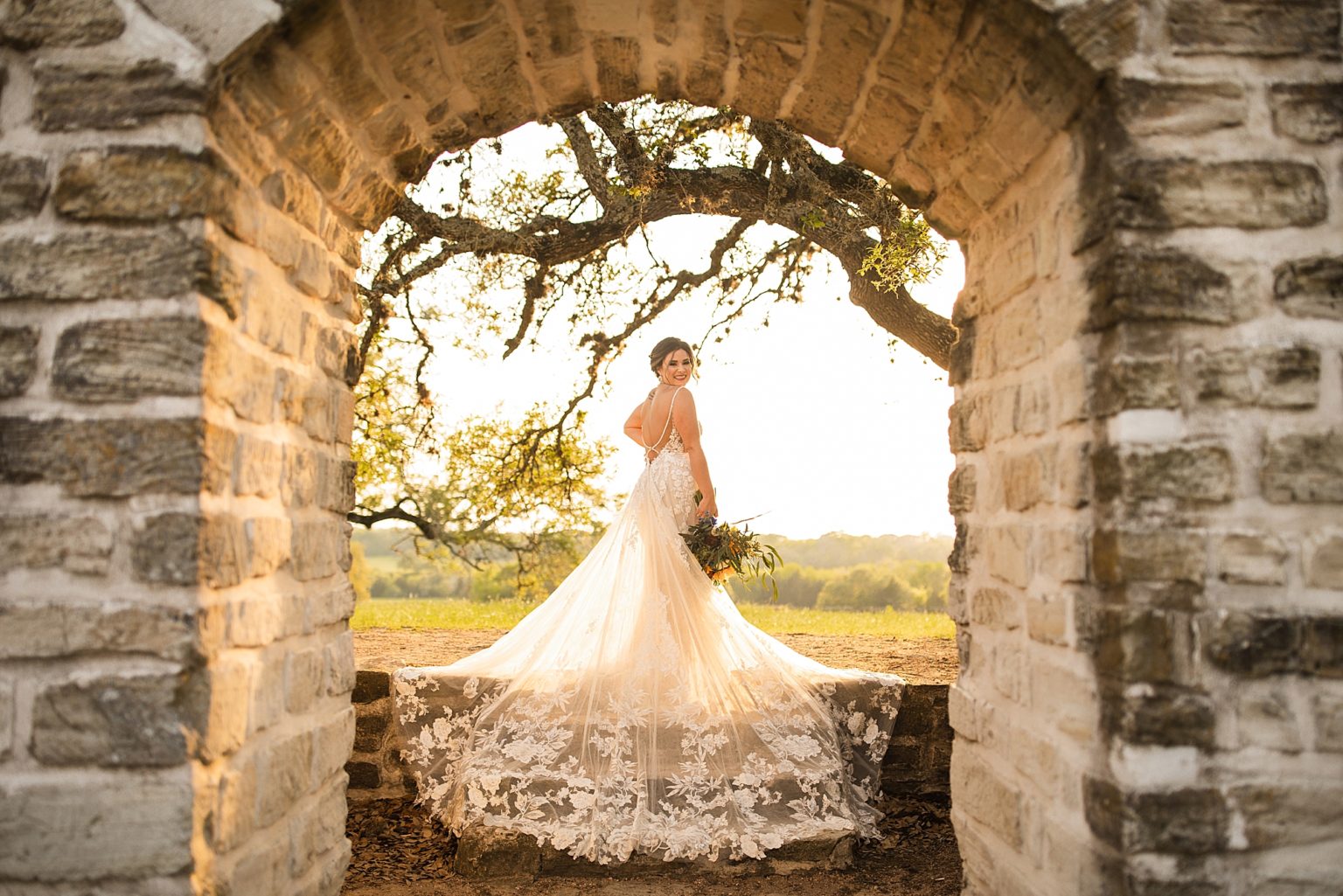 Taylor | Houston Bridal Session | madelinecphotography.com